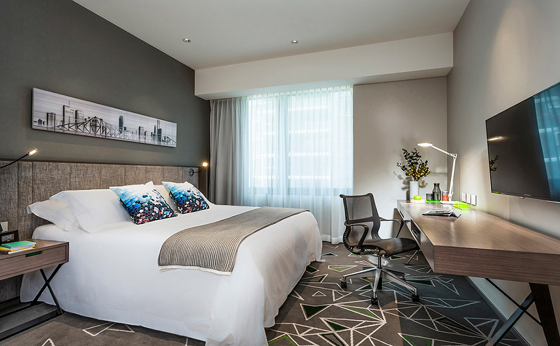 Studio Deluxe Room in Brisbane CBD | Capri by Fraser