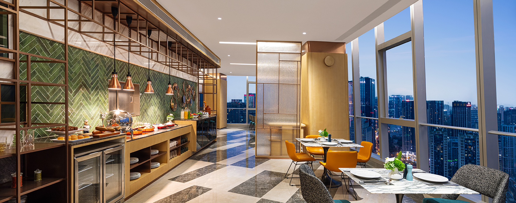 Fraser Place Chengdu Exquisite Dining: Continental & International Cuisine