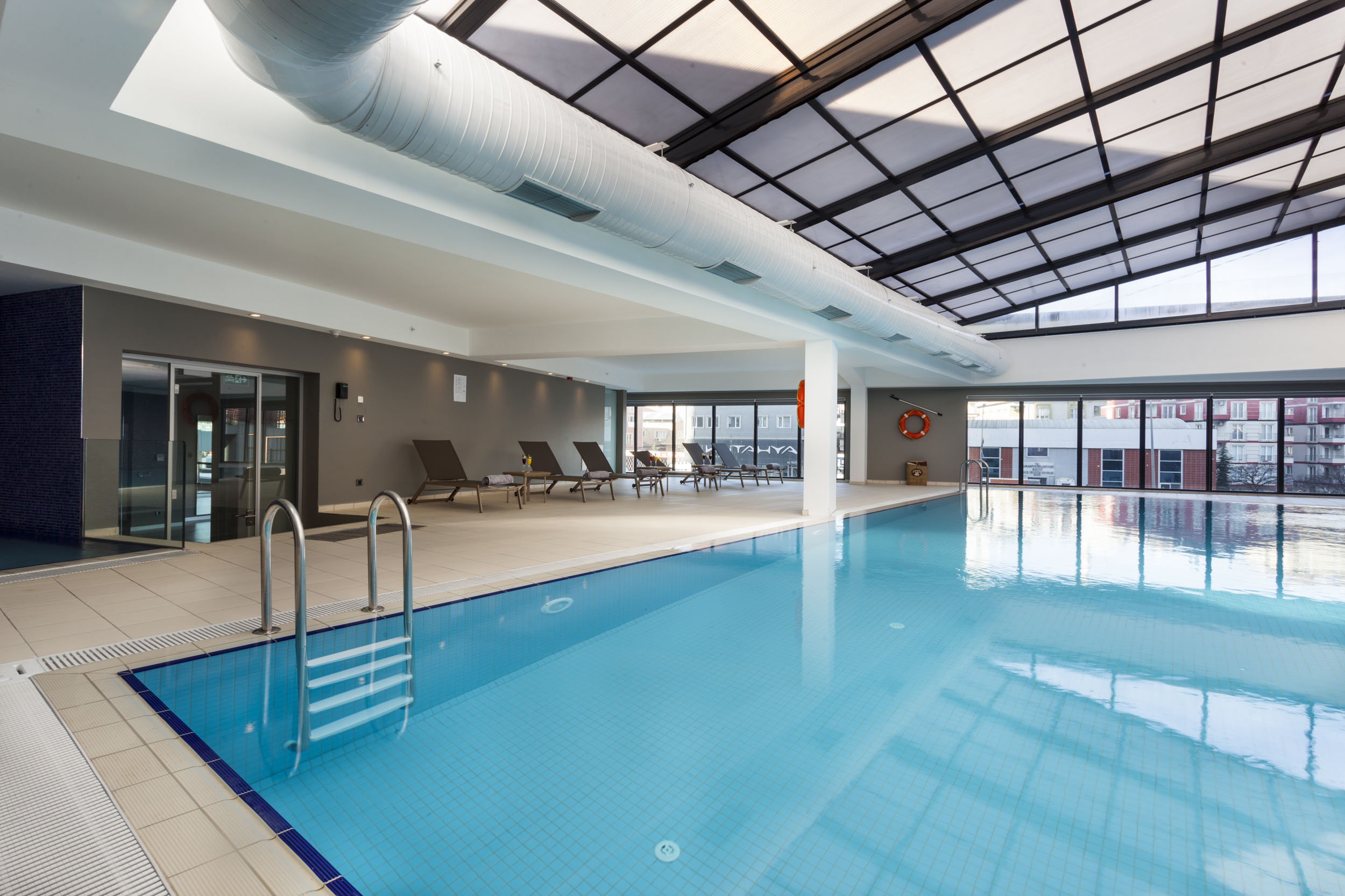 Indoor swimming pool and Sauna | Fraser Place Antasya Istanbul